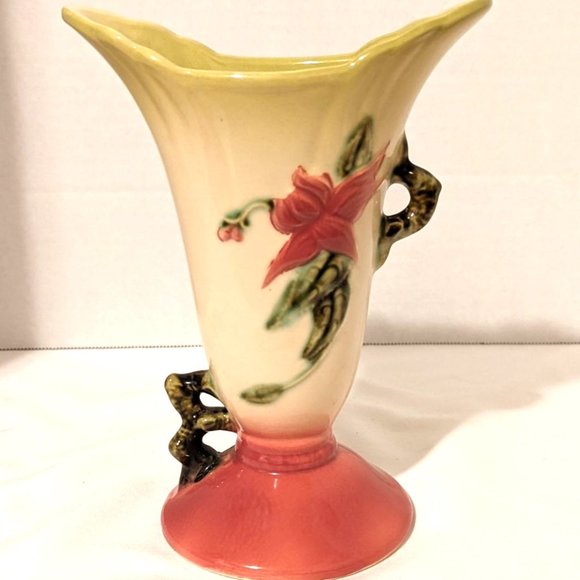 hull | Accents | Vintage 949 Hull Art Pottery Woodland Pattern Flared ...